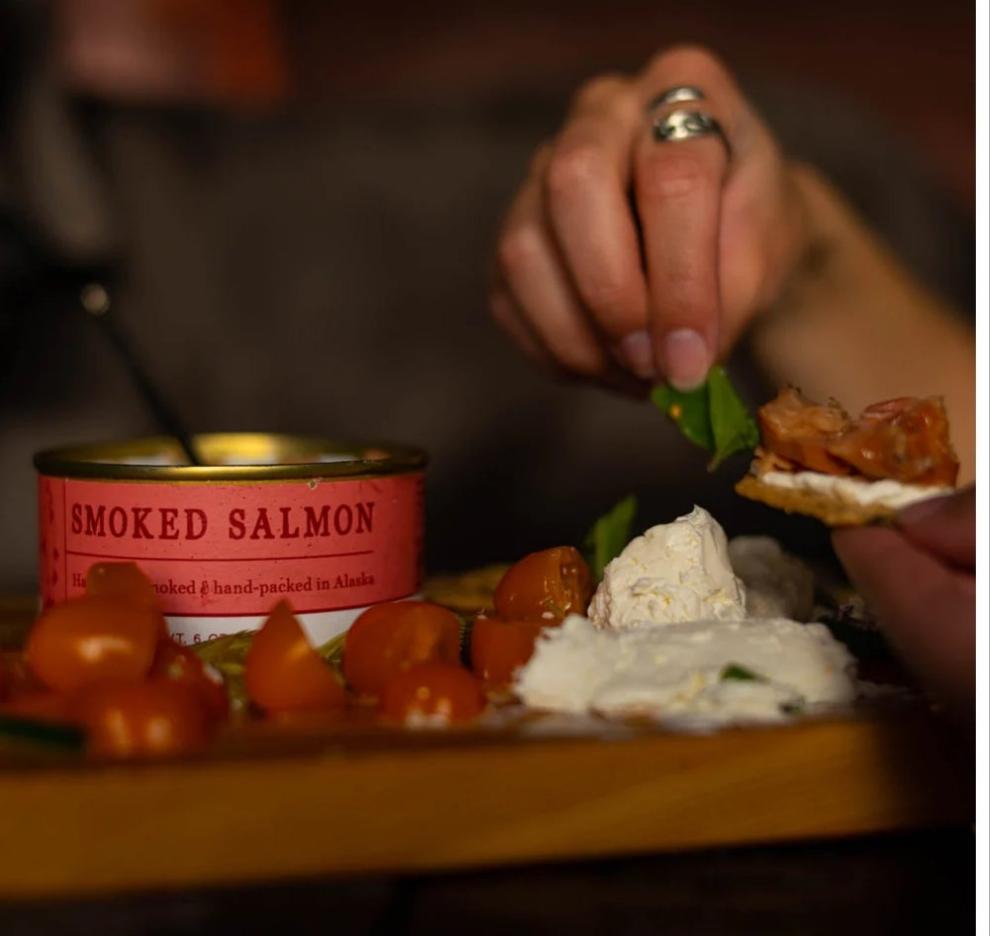 SMOKED Wild Alaskan PACIFIC Salmon Can 6 oz – Alaskan Snacks